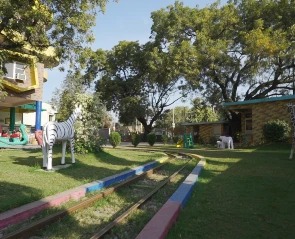 R.N.S World School, Jhansi: Fees, Reviews, Admission 2026