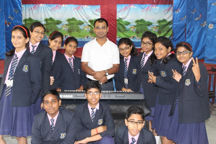Holy Family Convent School, Liluah: Fees, Reviews, Admission 2026
